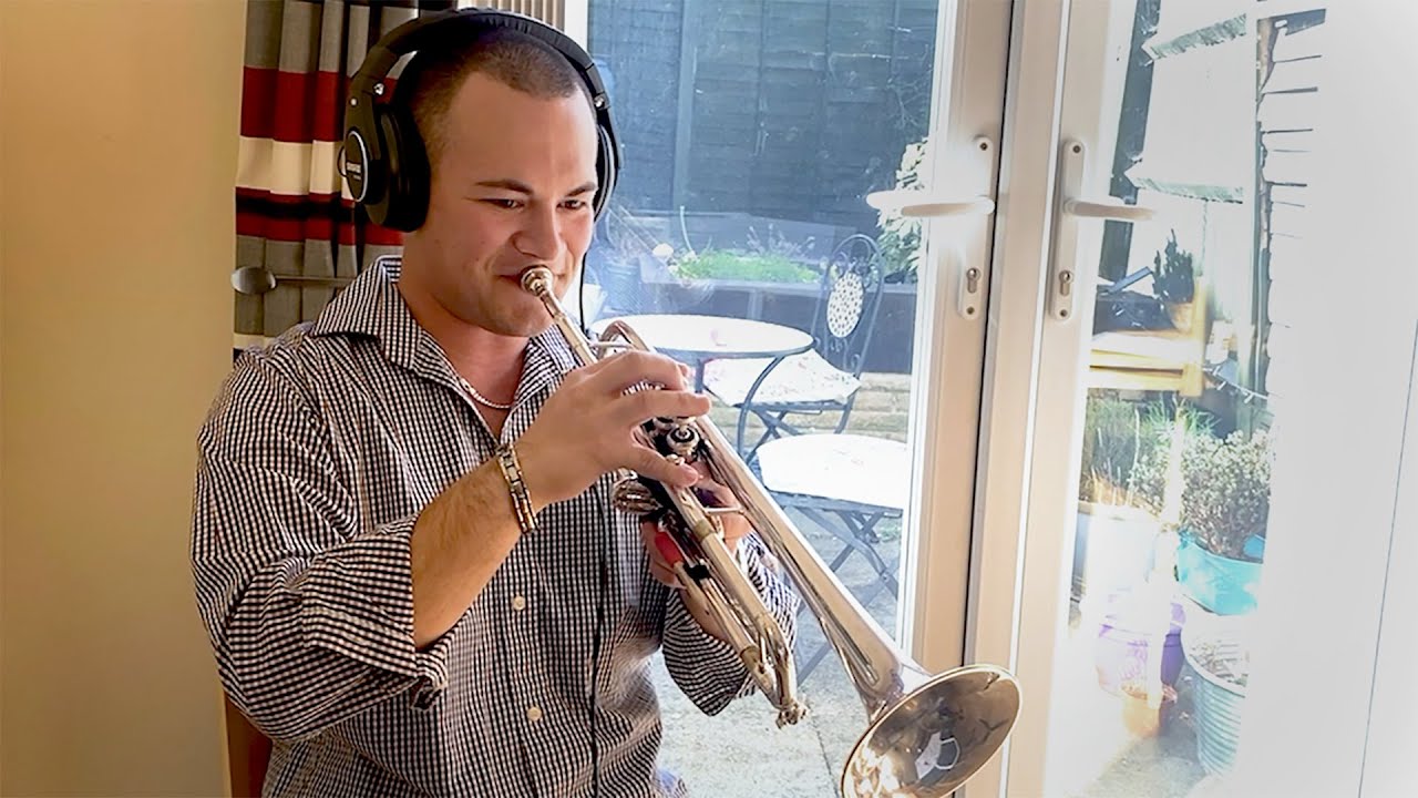 Principal Trumpet Jason Evans performs Ellan Vannin #StayHome #WithMe ...
