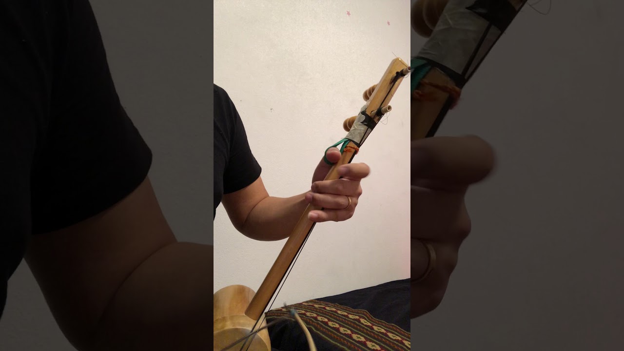 Bhashey Chogyal Norsang Instrumental on Piwang འབའ་གཞས་༼ཆོས་རྒྱལ་ནོར ...