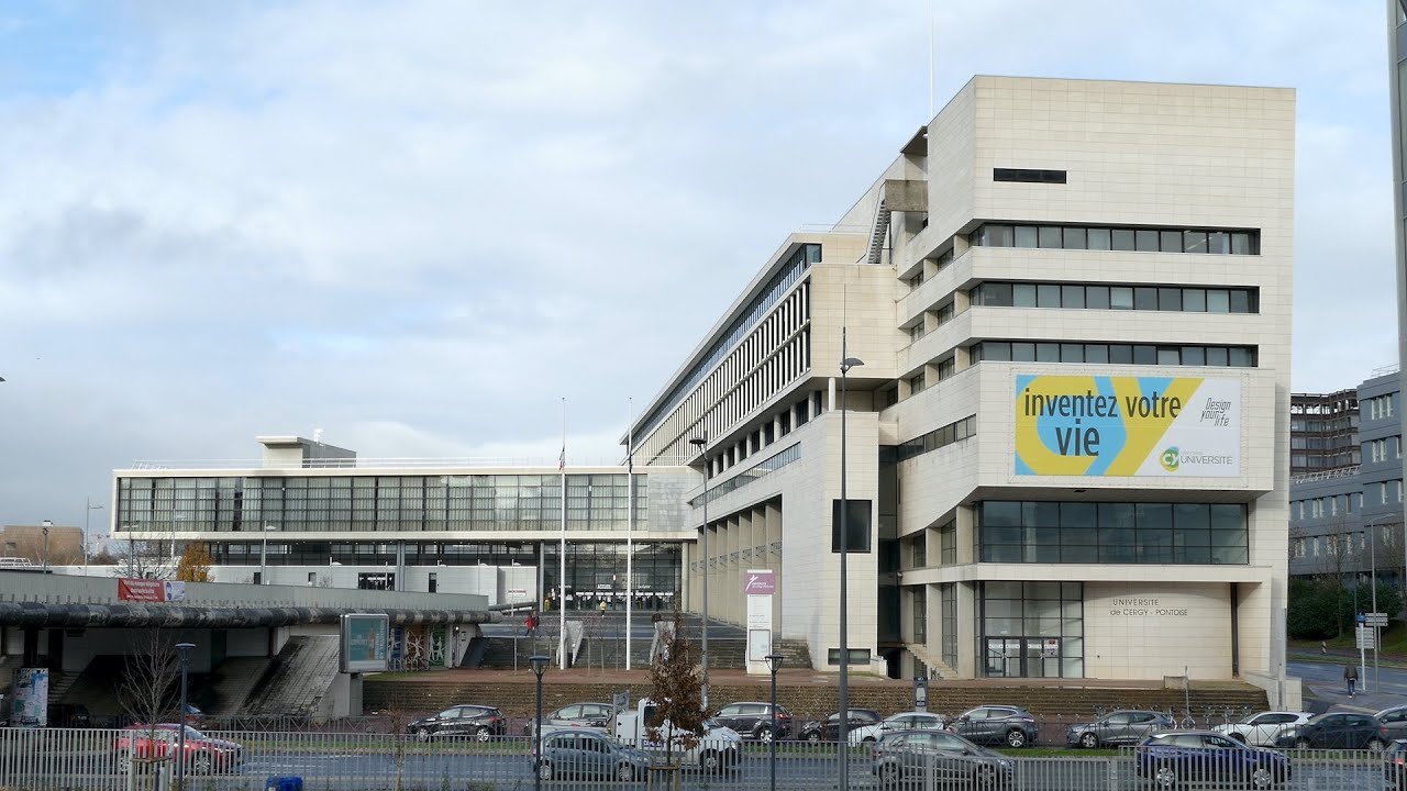 L'université de Cergy Pontoise vient de fêter ses 30 ans - YouTube
