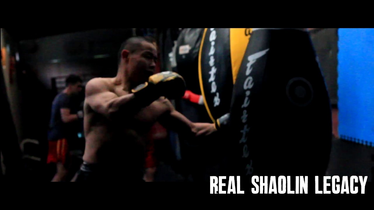 34th generation Shaolin Master Shi Yan Lei 释延雷 - YouTube