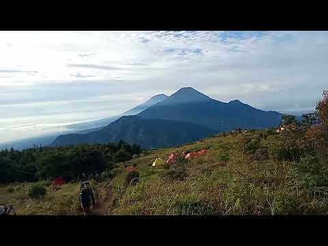 Gambar Gunung di Botol Aqua. #shortvideo #viral #shorts #trending #short #tiktok #tv #top #trending