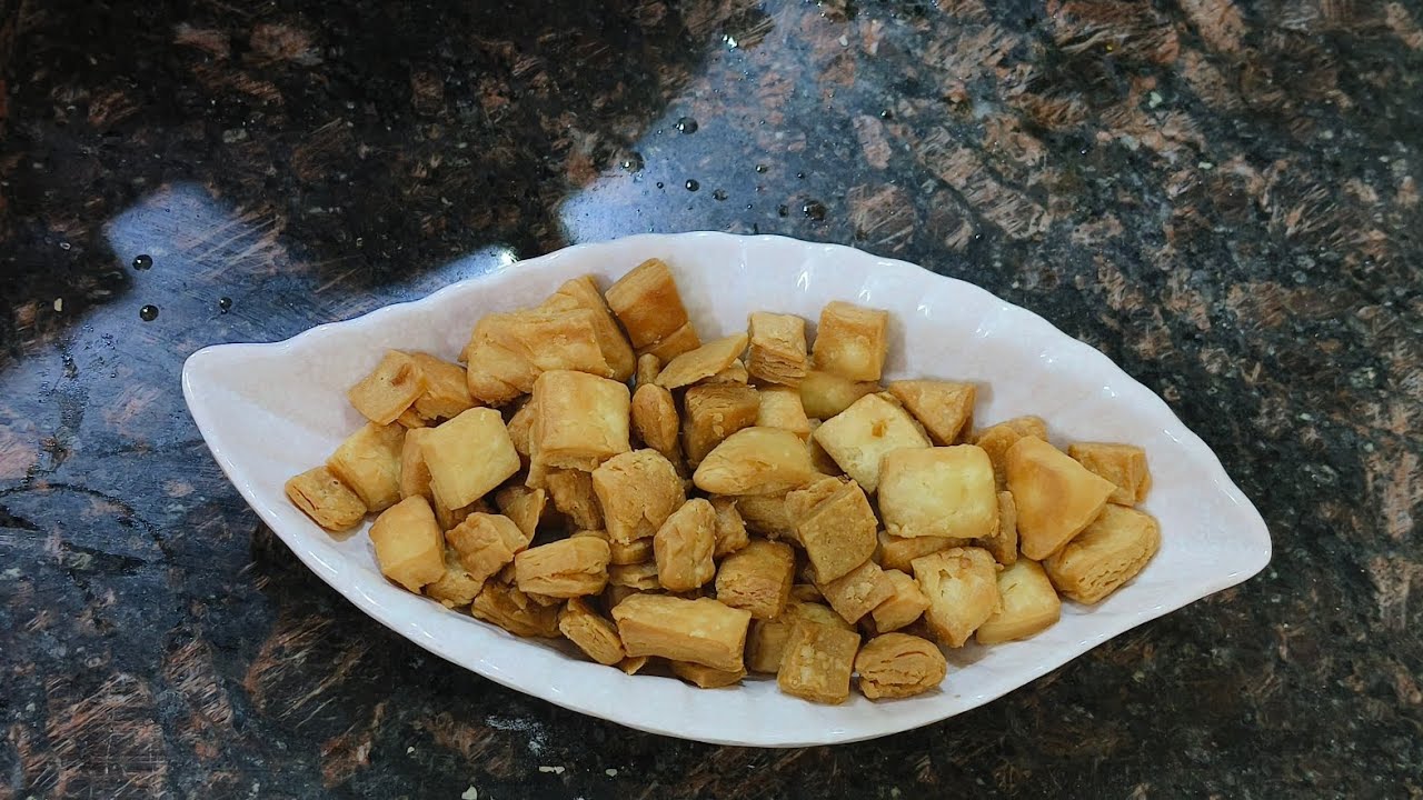 Shankarpara!! sweet recipe!! khasta kurkuri shankrpara!! - YouTube