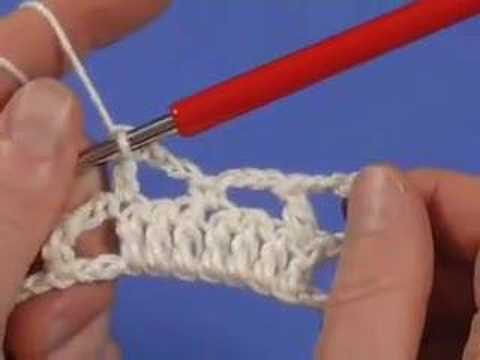 Lacet Stitch (Row 1 of 2) - Learn how to Filet Crochet - YouTube