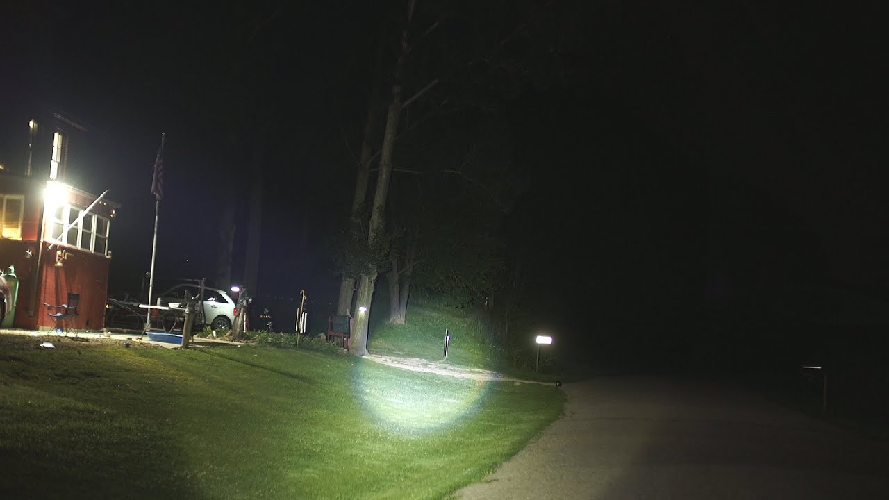 Wuben L60 Projection Flashlight beamshots and Review - YouTube