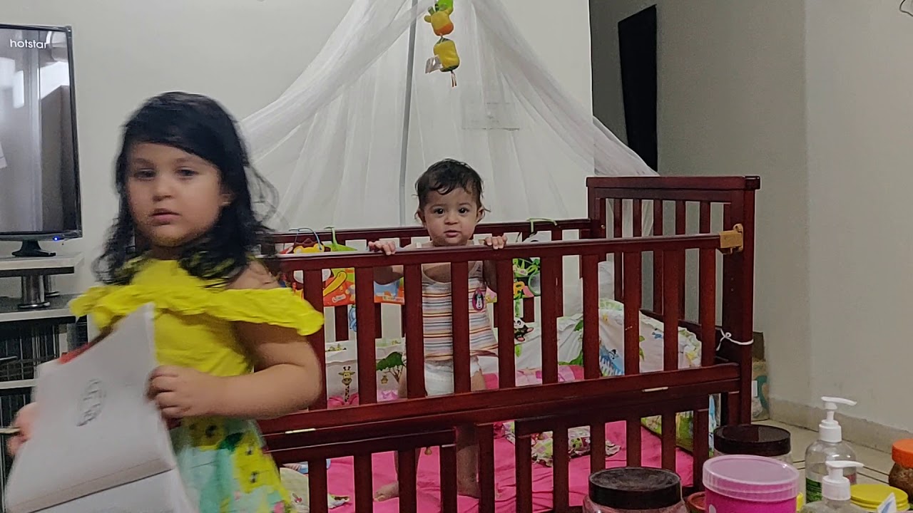 Baby rocks her own cradle ! Talk about self soothing!! 😅🤘🏻 - YouTube