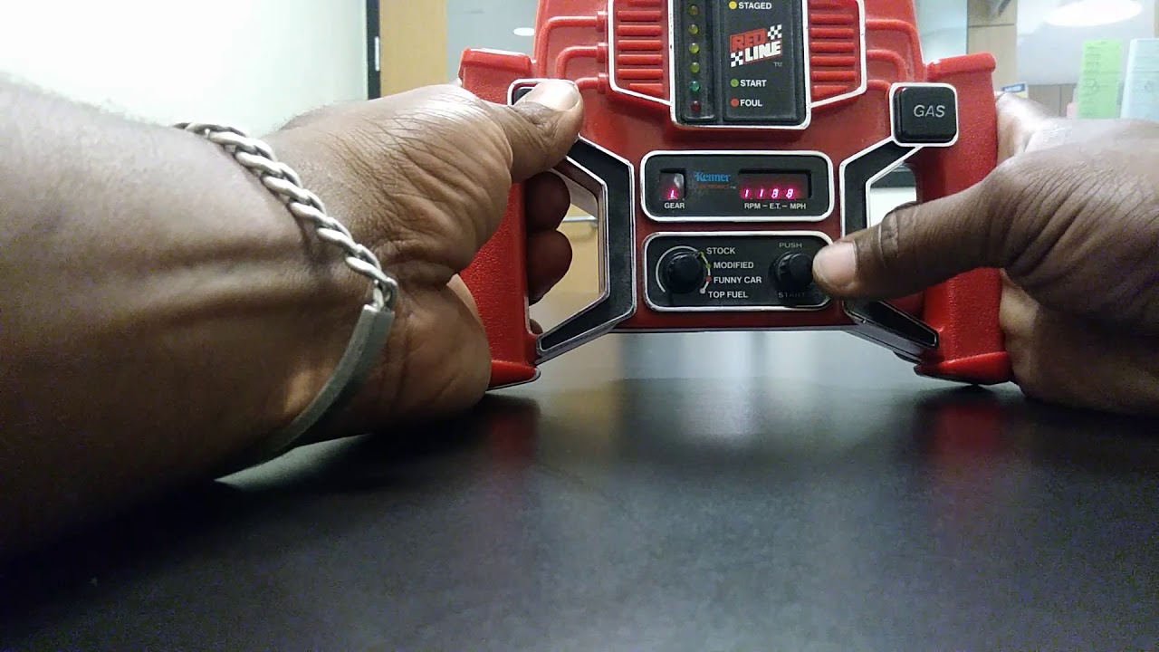 Kenner 1980 RED LINE RACER Game - YouTube