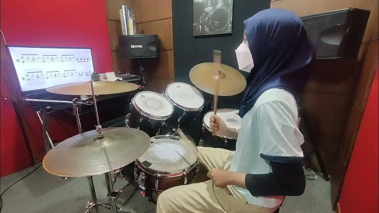 2-beat drum fills - YouTube