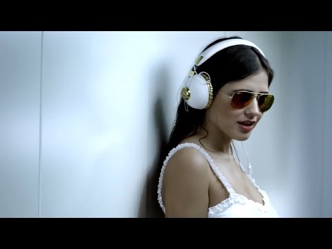 Hazal Çağlar & Burak Öksüzoğlu - Konu Sen Olunca