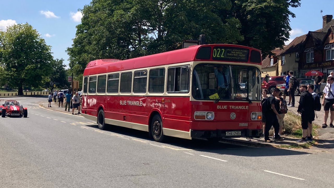 Low-floor bus running event 22 ️葛斯通公地Godstone Green 🚌 THX 174S/LS 174 ...