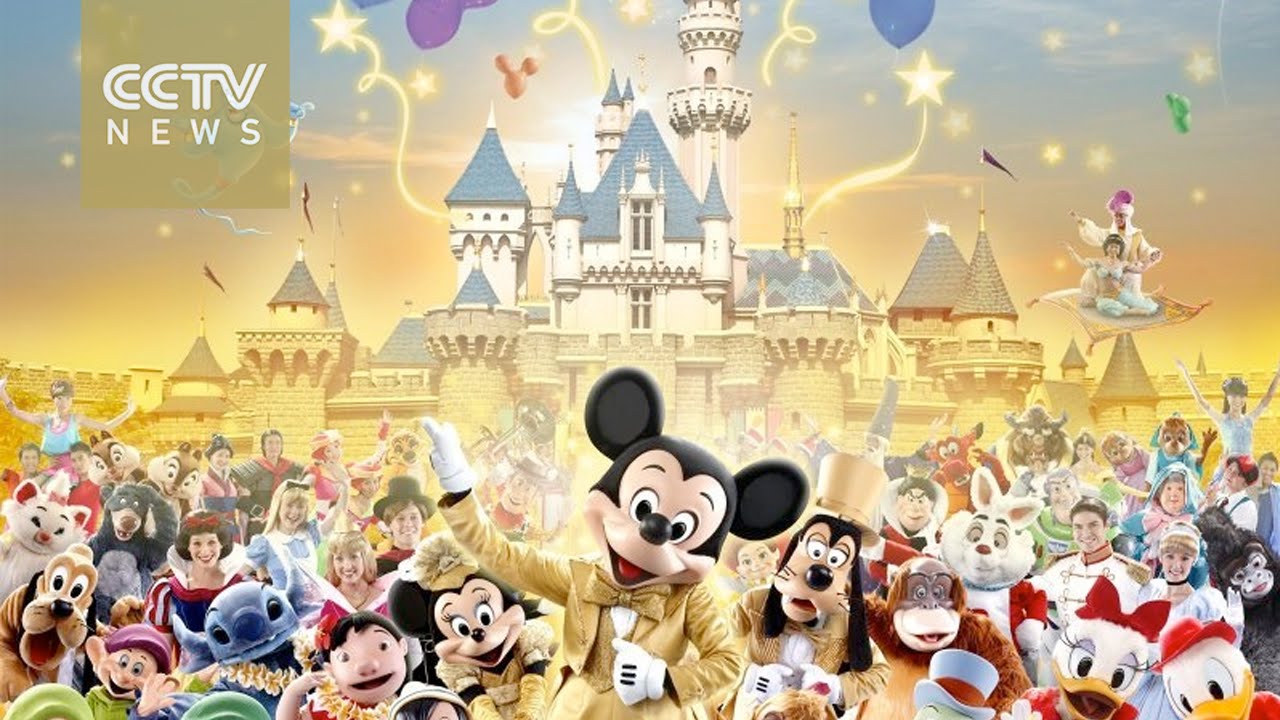 Sneak Peek at China’s new Disneyland - YouTube