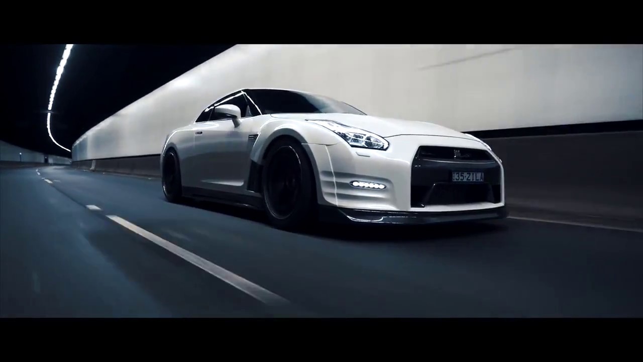 Epic GTR tribute | Back on the Rocks | Mega NRG Man - YouTube