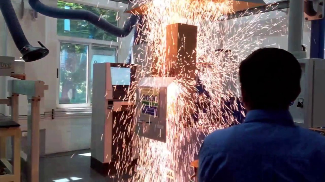 Spectacular flash butt welding - YouTube