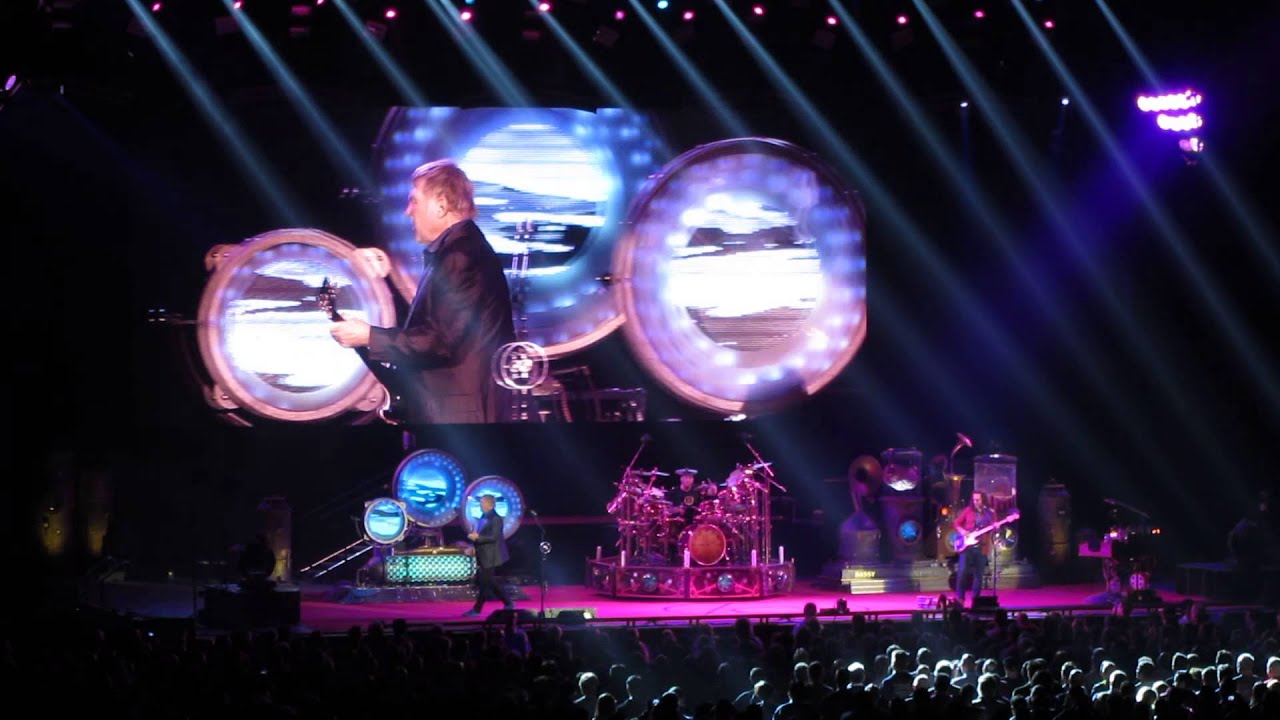 Rush - The Body Electric (Live at O2 Arena, London 24_05_2013) - YouTube