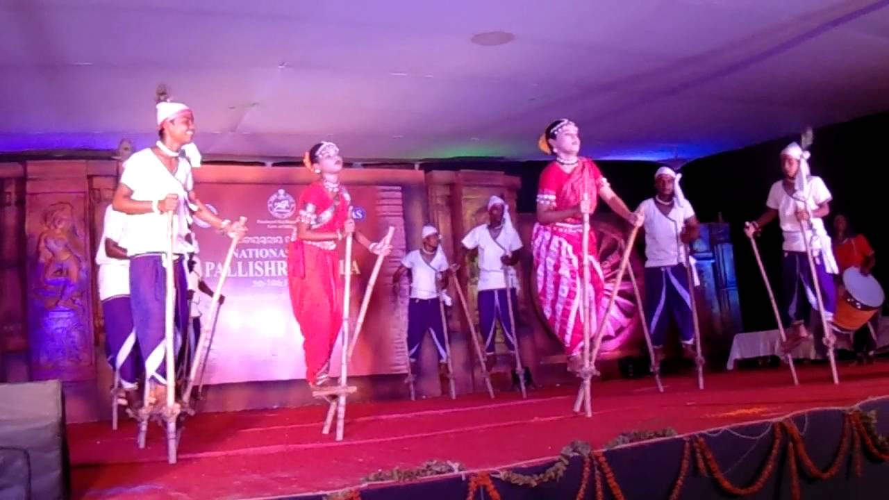 Ganjam Folk Dance Centre:Ranapa Dance from Odisha - YouTube