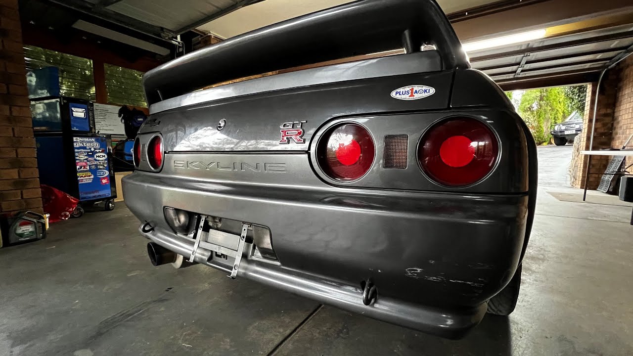 I BOUGHT AN R32 GTR - YouTube