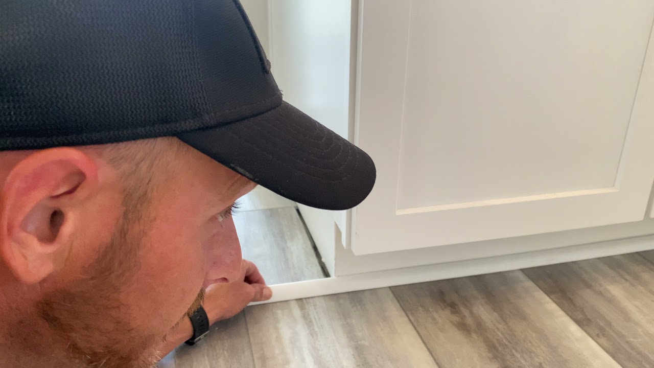 Fast way to install quarter round trim - YouTube