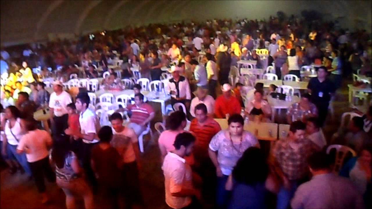 EL TROPI-ROLLO EN VIVO - YouTube