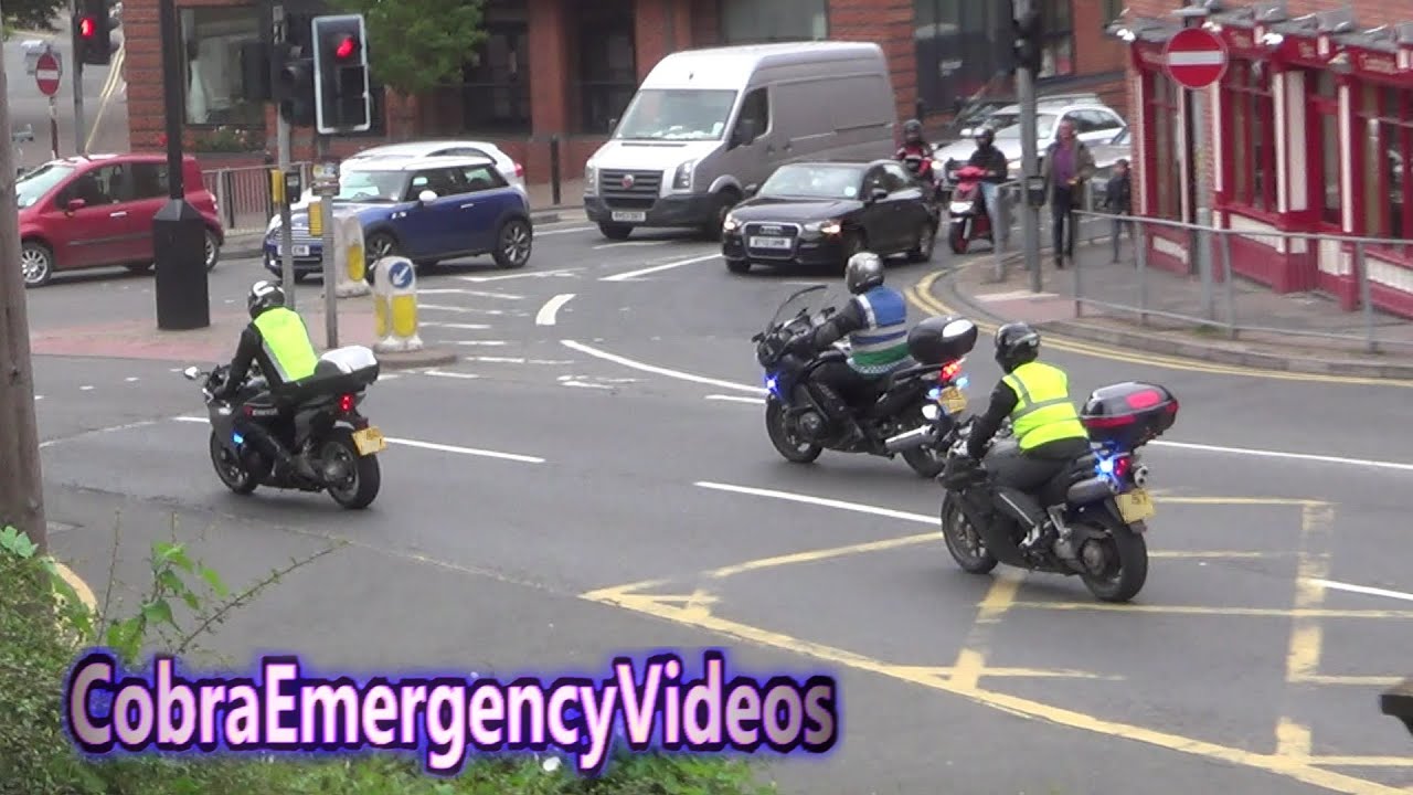 Unmarked police motorcycles responding or training x3 - YouTube