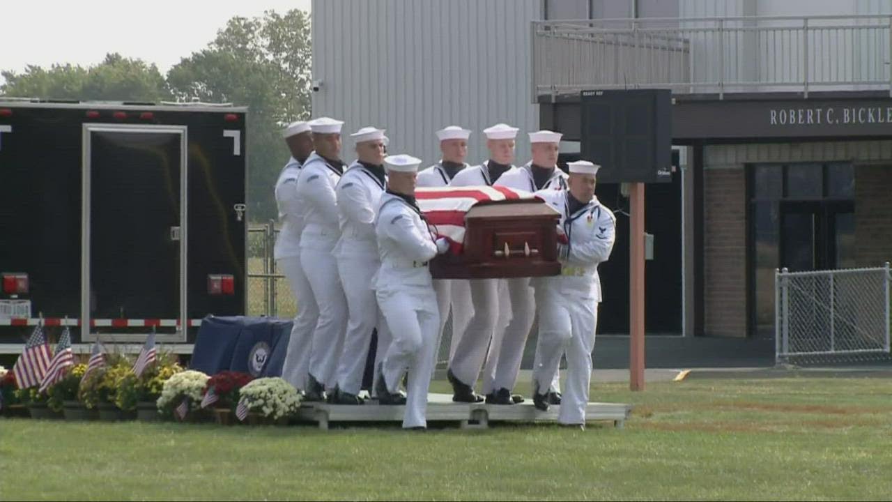 Navy Corpsman Maxton Soviak laid to rest in Erie County - YouTube