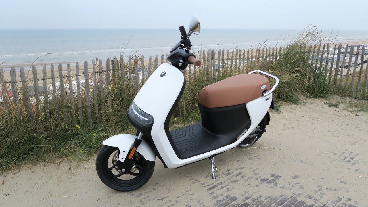 Segway E125S overview Escooter E-Scooter Ebrommer 4k - YouTube