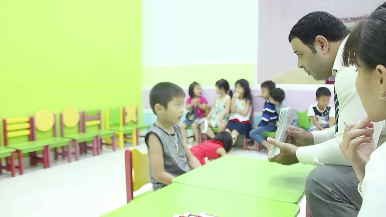 08-Happy_English_Center - YouTube
