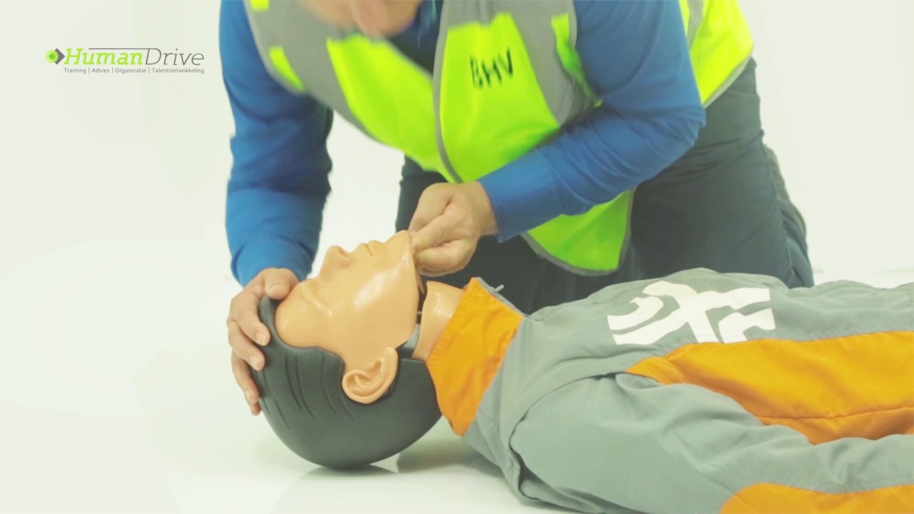 2016 | Reanimatie | BHV | E-learning Human Drive - YouTube