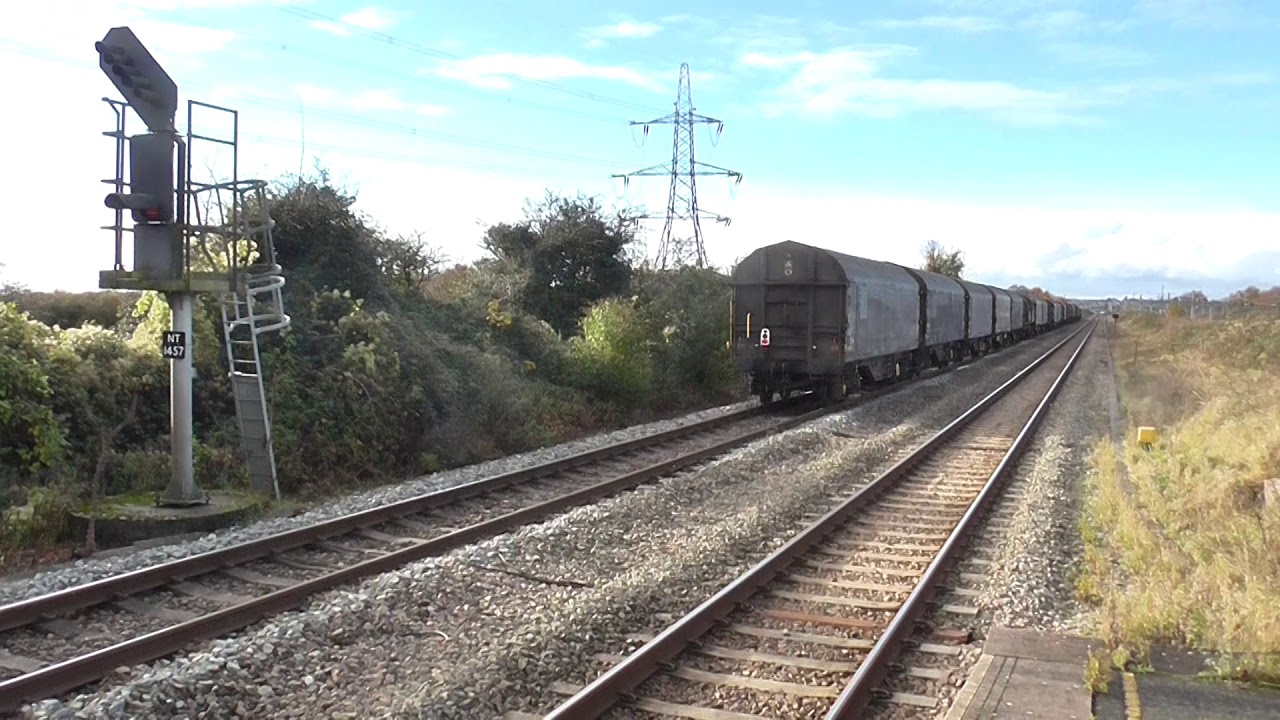 DB Cargo UK Class 66 no: 66088 @ Caldicot {6V05} 10/11/2020. - YouTube