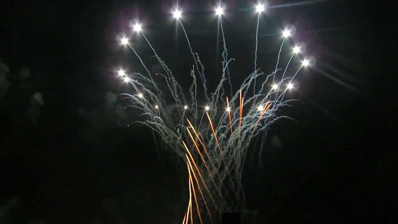 St.Mary's Fireworks Factory, Mqabba, Malta, Tower of Light 2013 - YouTube