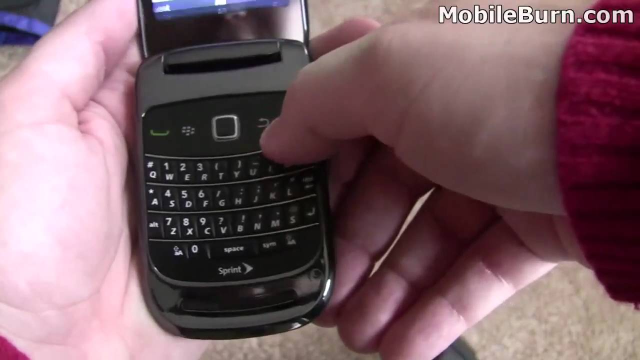 Sprint BlackBerry Style 9670 feature tour - YouTube