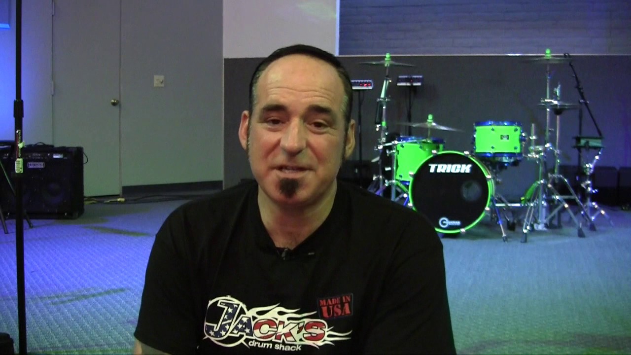 How To Do A Buzz Roll - YouTube