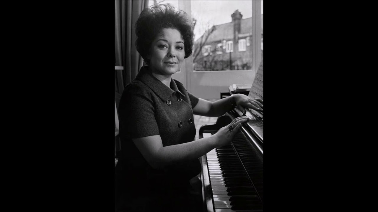 Sheila Armstrong sings "The Goat Paths", op. 43, no. 2 - YouTube