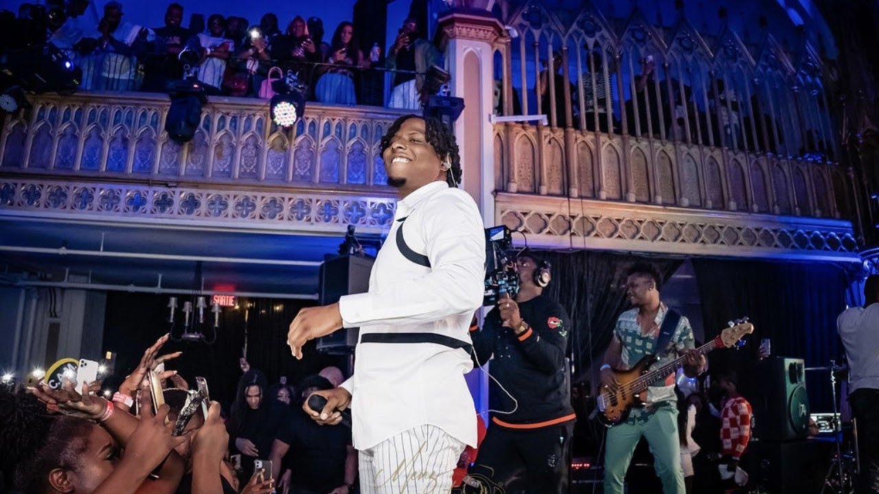 Baky zanj (live performance,port-de-paix) - YouTube