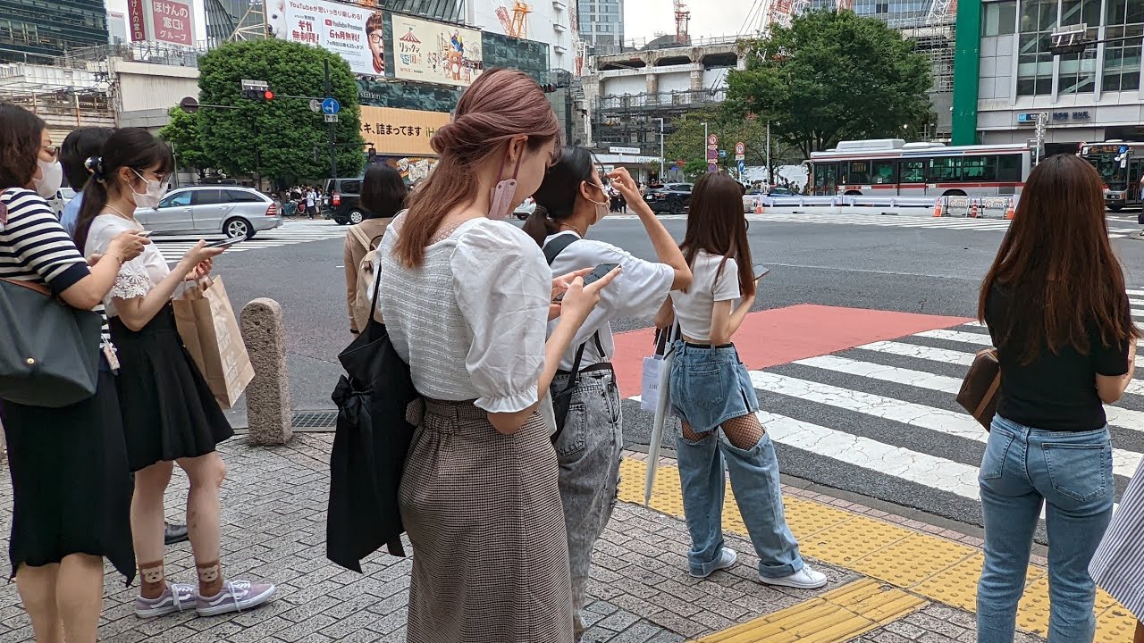 【ライブカメラ】渋谷 スクランブル交差点 Shibuya scramble crossing 【live camera】 - YouTube