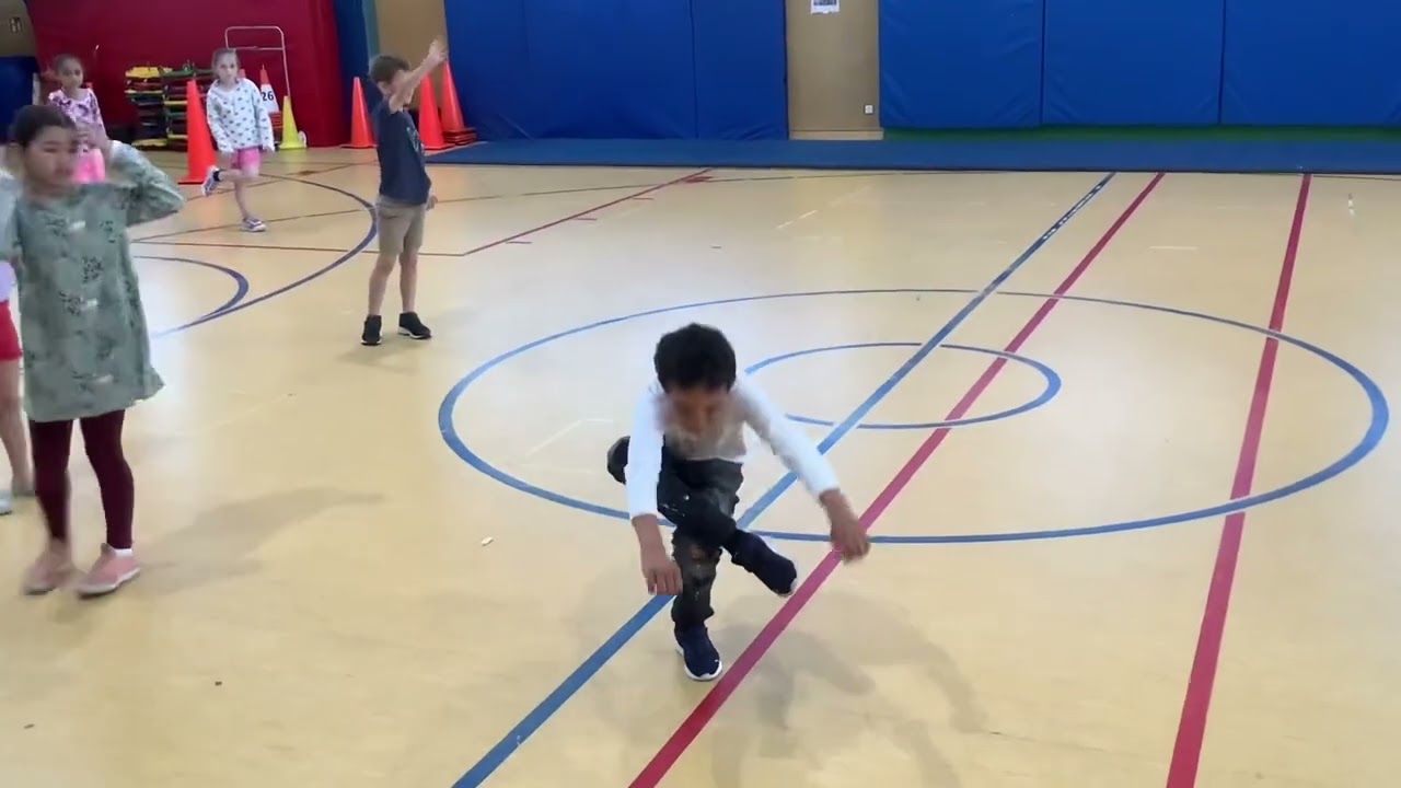 Figure 4 Squats - YouTube