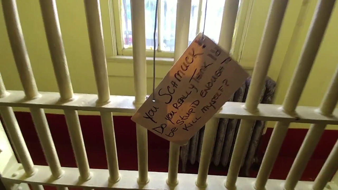 The goonies jail - YouTube