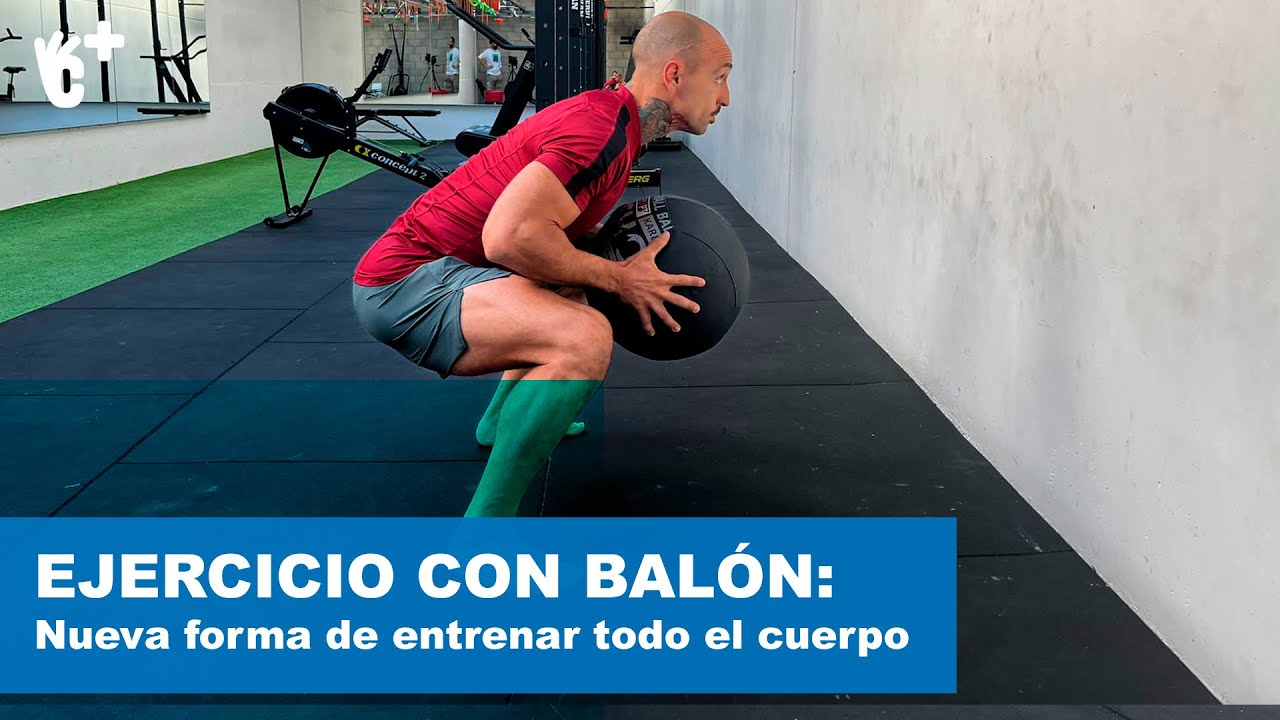 Ejercicio potente de Cross Fit con balón medicinal | CuídatePlus - YouTube