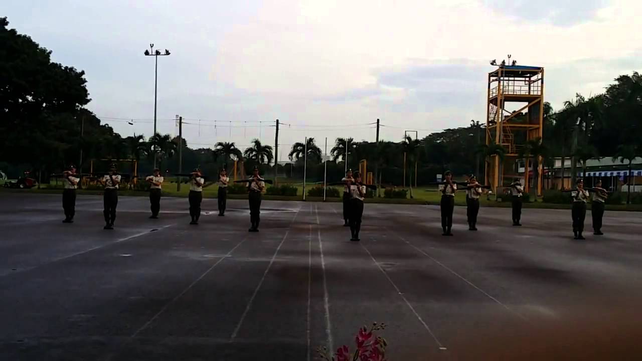 63rd COC Precision Drill Squad Performance - YouTube