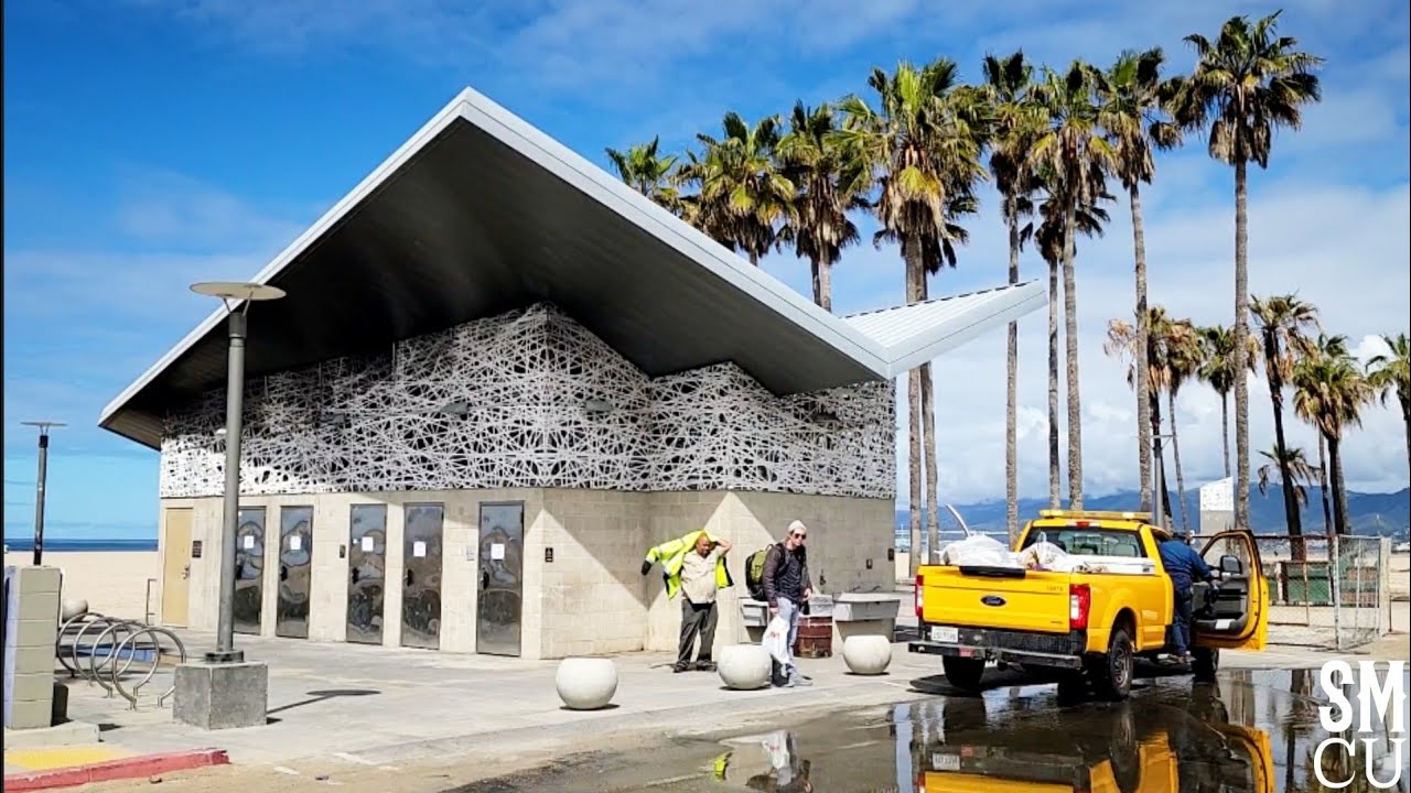 Fire in Venice Beach Restrooms Forces Temporary Closure for Repairs ...