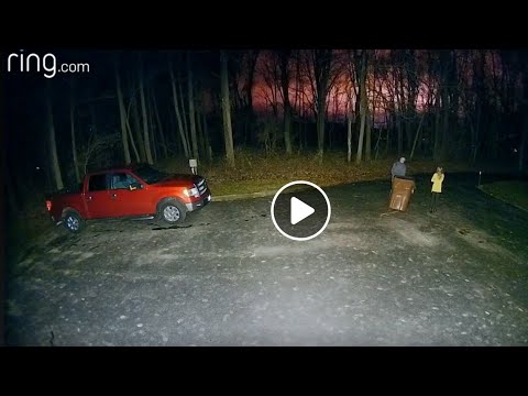 Mysterious Flashing Lights over Skies of Ohio - YouTube