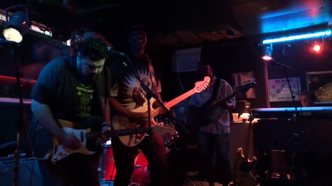 Superstition cover by Jellbean Johnson, Larry Mitchell, Ken Valdez ...