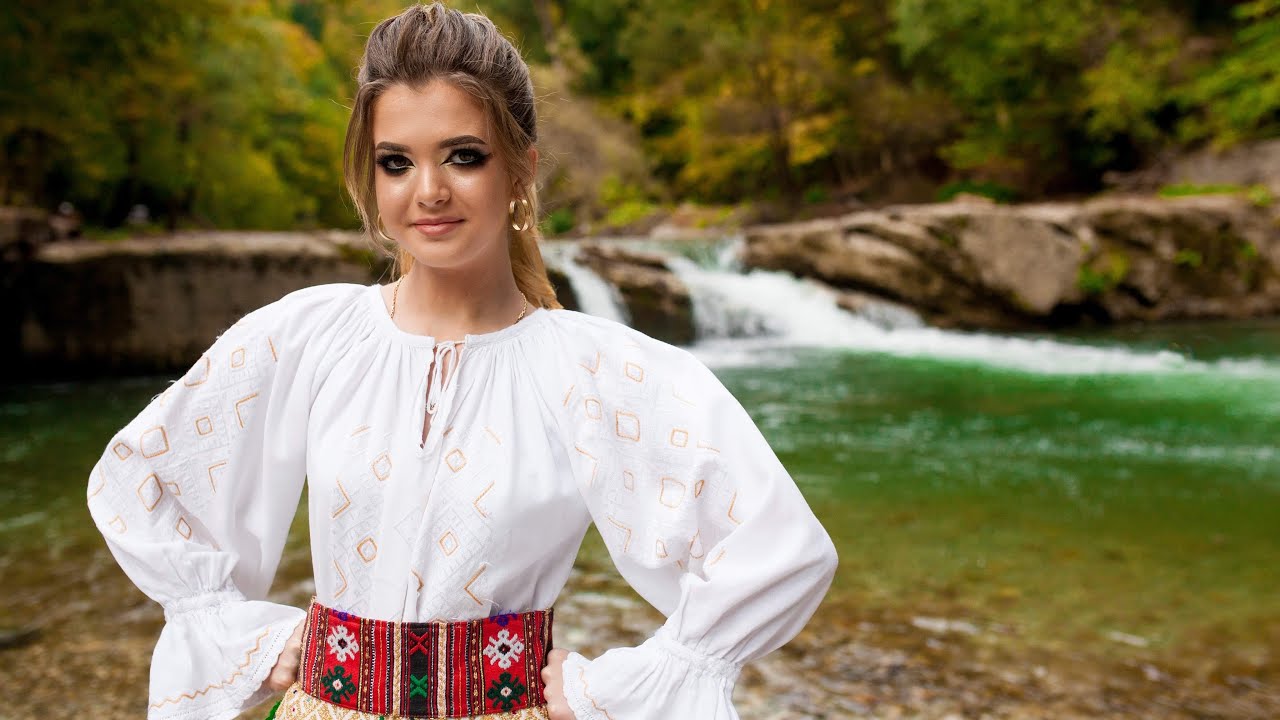 Florina Mihaela Badea alaturi de Iliuta Constantin si Alexandru Grigore ...