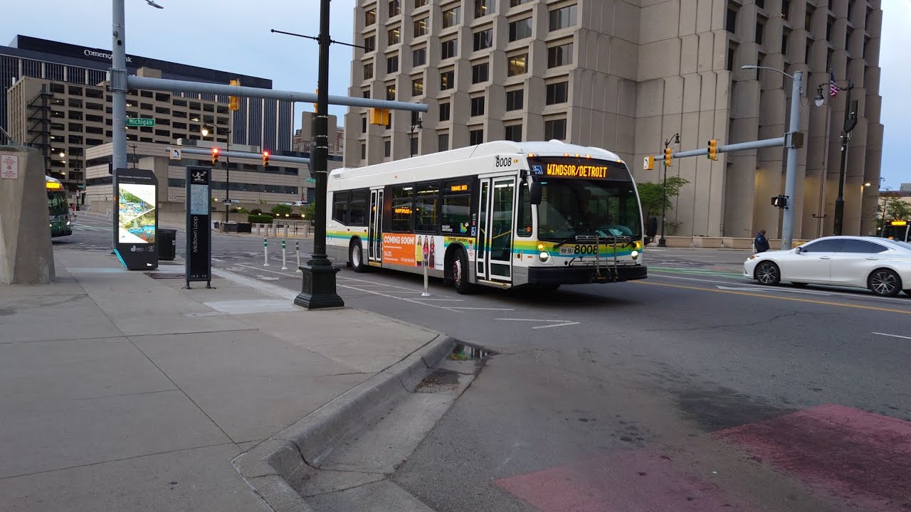 Transit Windsor 2018 Nova Bus LFS 8008 On the Tunnel Bus - YouTube