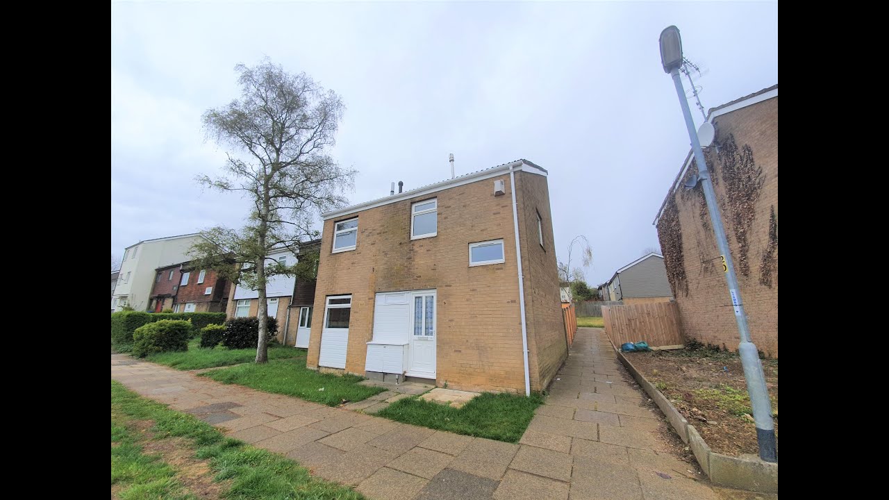 Farm Field Court Thorplands - YouTube