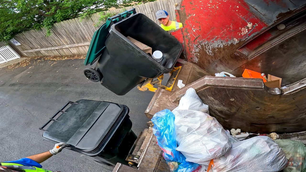 Hopper View of Roy Strom/LRS's Split Loadmaster Rear Loader Garbage ...