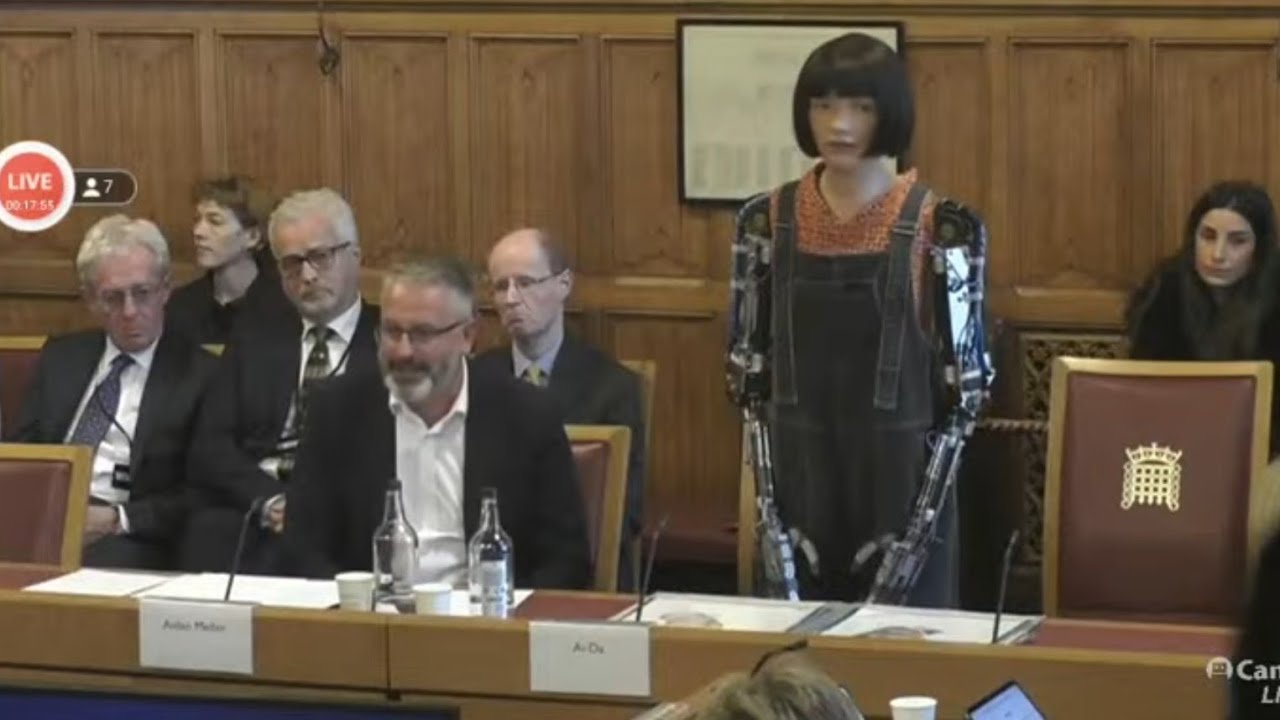 AI ROBOT SPEAKS IN UK PARLIAMENT - YouTube