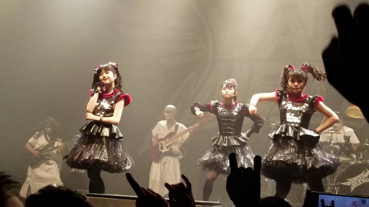 Babymetal- Meta Taro- Los Angeles- 07/15/16 - YouTube