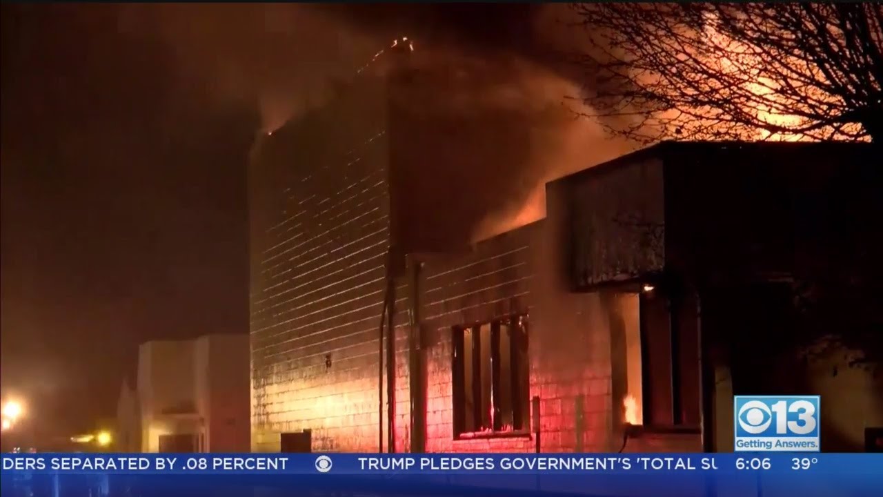 Firefighter Dies In Porterville Library Fire - YouTube