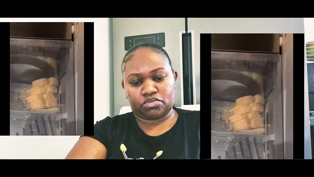 BREAD CUTTING MACHINE IN A GERMANY SUPERMARKET - YouTube