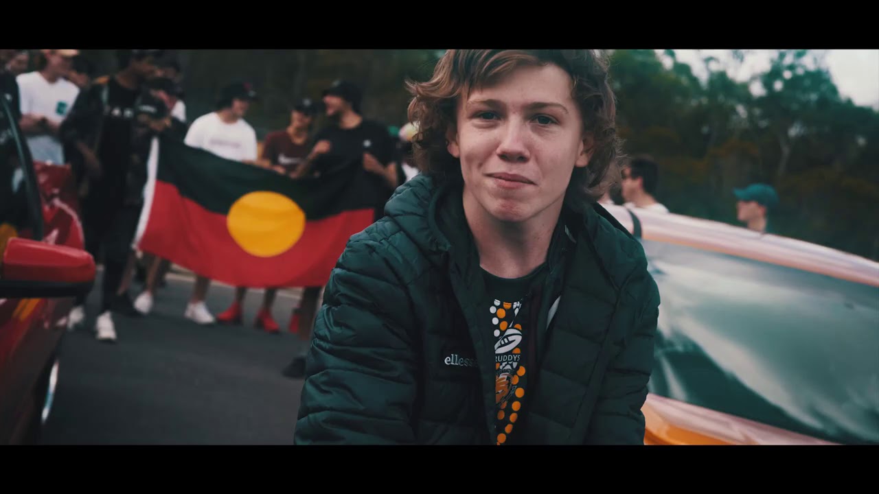 HORGZY-SQUIZZY TAYLOR - YouTube