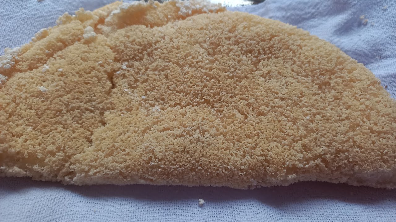 Vem aprender comigo como é preparada a tapioca antes de ser feita 🙂 ...